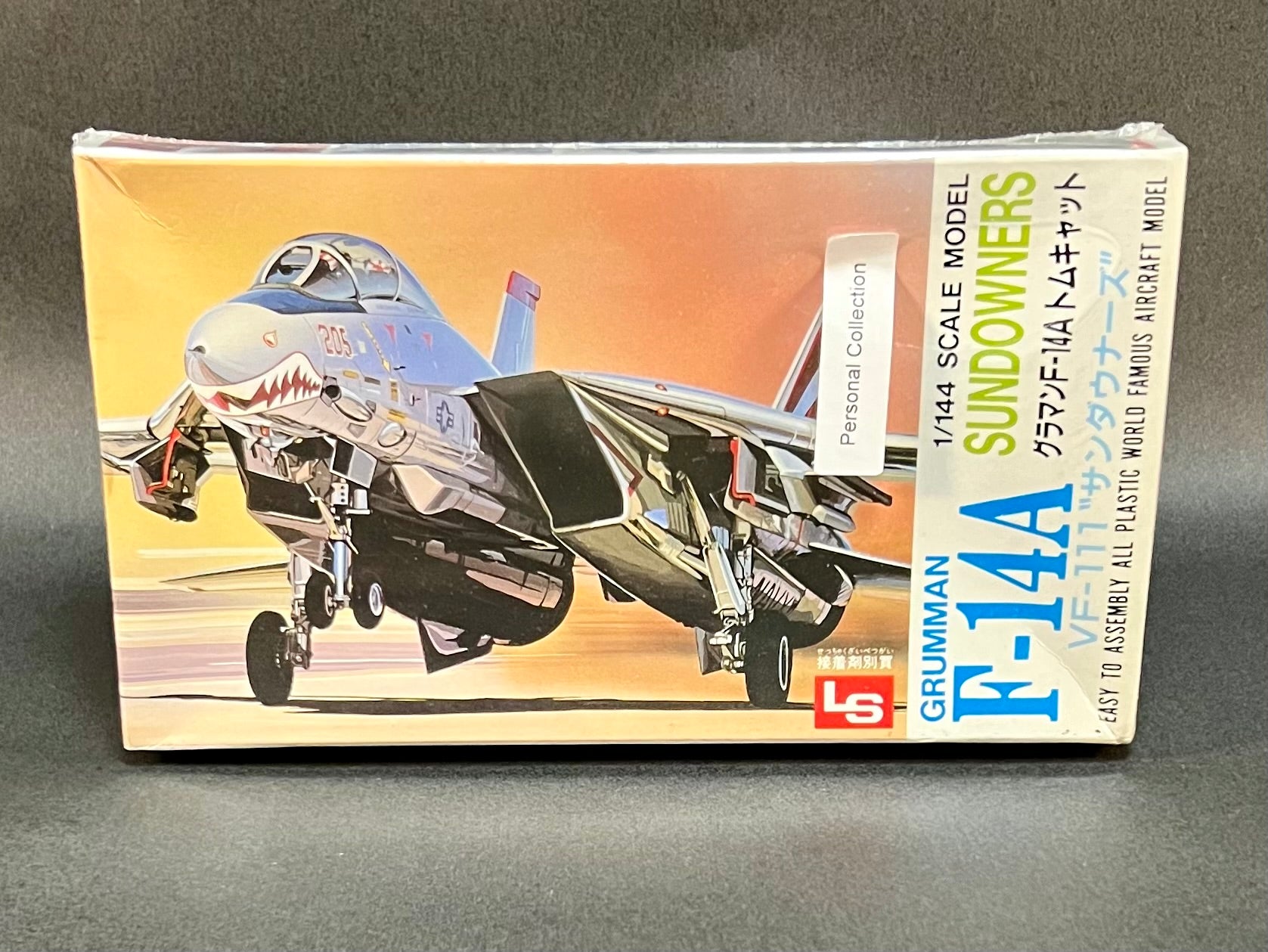 1985 LS Model Kit 18 1:144 Scale Grumman F-14A Sundowners – Plutonium ...