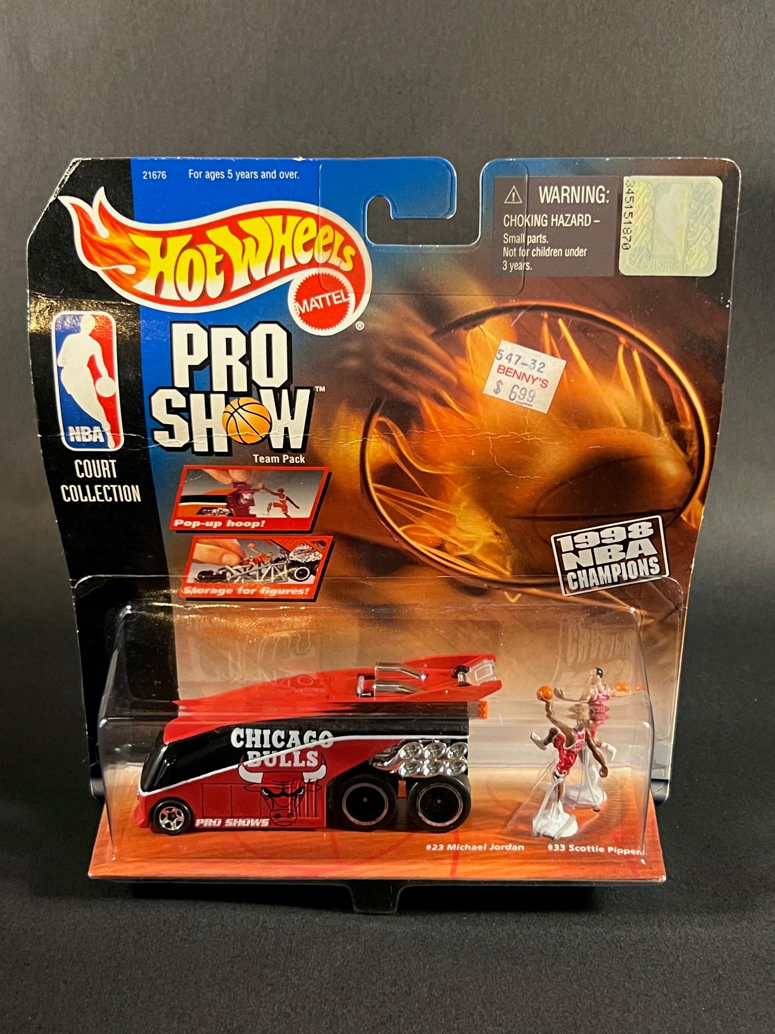 Hot Wheels 1998 NBA Pro Show Champions Chicago Bulls #23 Jordan #33 Pi ...